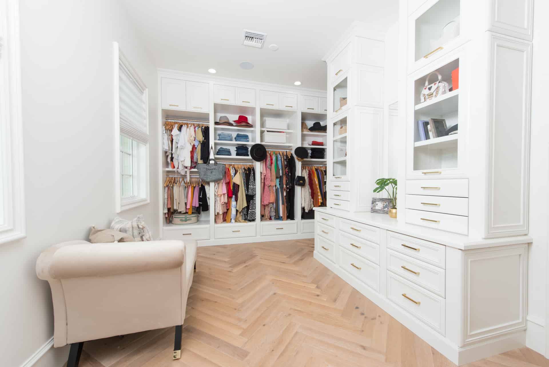 Luxury Closets - Classy Closets